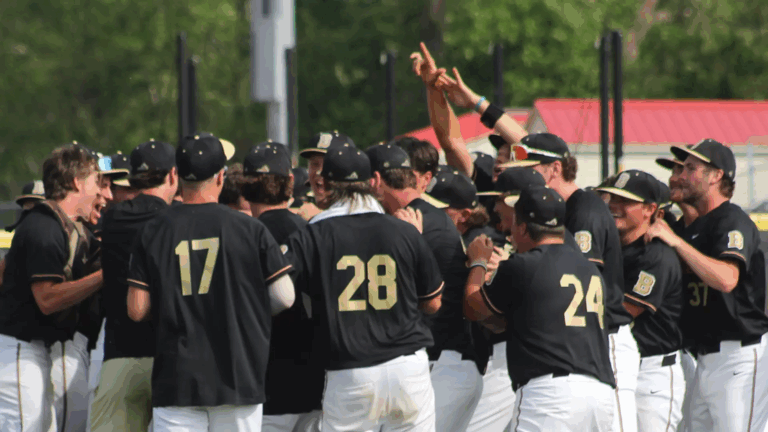 Bridgewater Baseball rallies past Averett to advance to ODAC ...